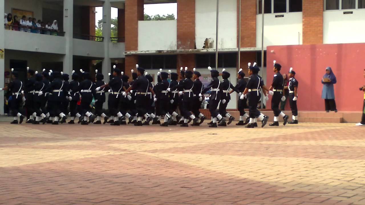 Kadet Polis Terbaikk !!! Tabik !!! - YouTube