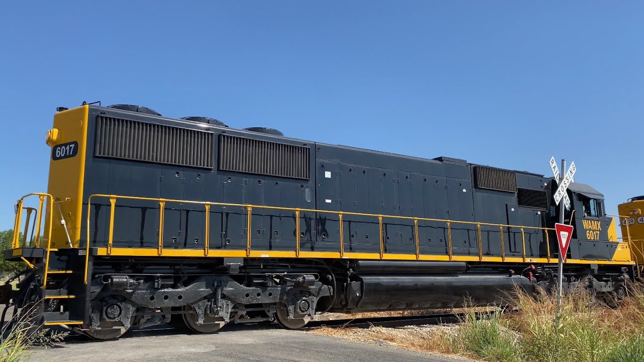 (CNW RS3L HORN) Austin Western Railroad’s Elgin switch job headed west ...