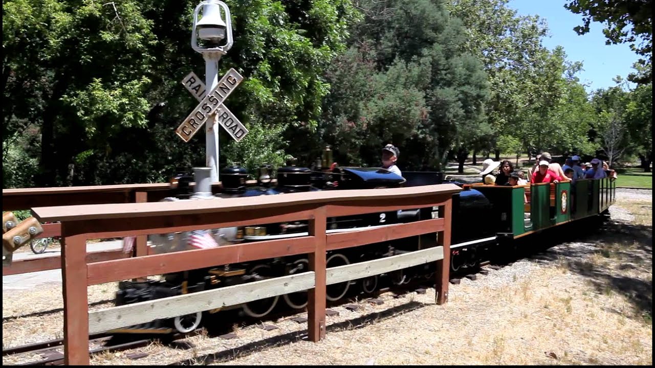 20110709 Vasona Lake Park 蒸汽小火車 - YouTube