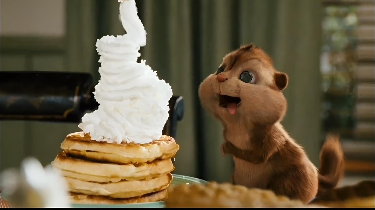 noche buena se acerca ya ( Alvin y las ardillas ) 2007 HD - YouTube