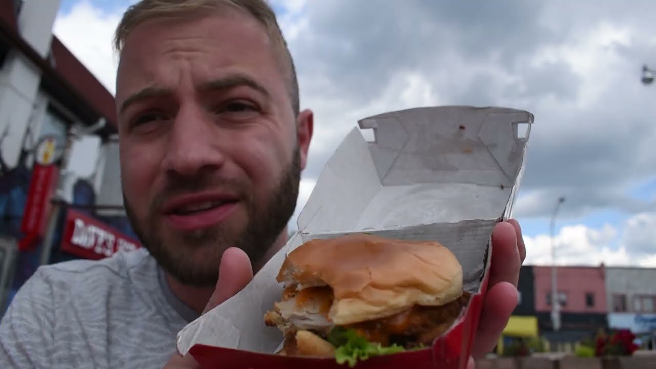 Dave's Hot Chicken (Drake's investment) vs Chick - Fil - A - YouTube