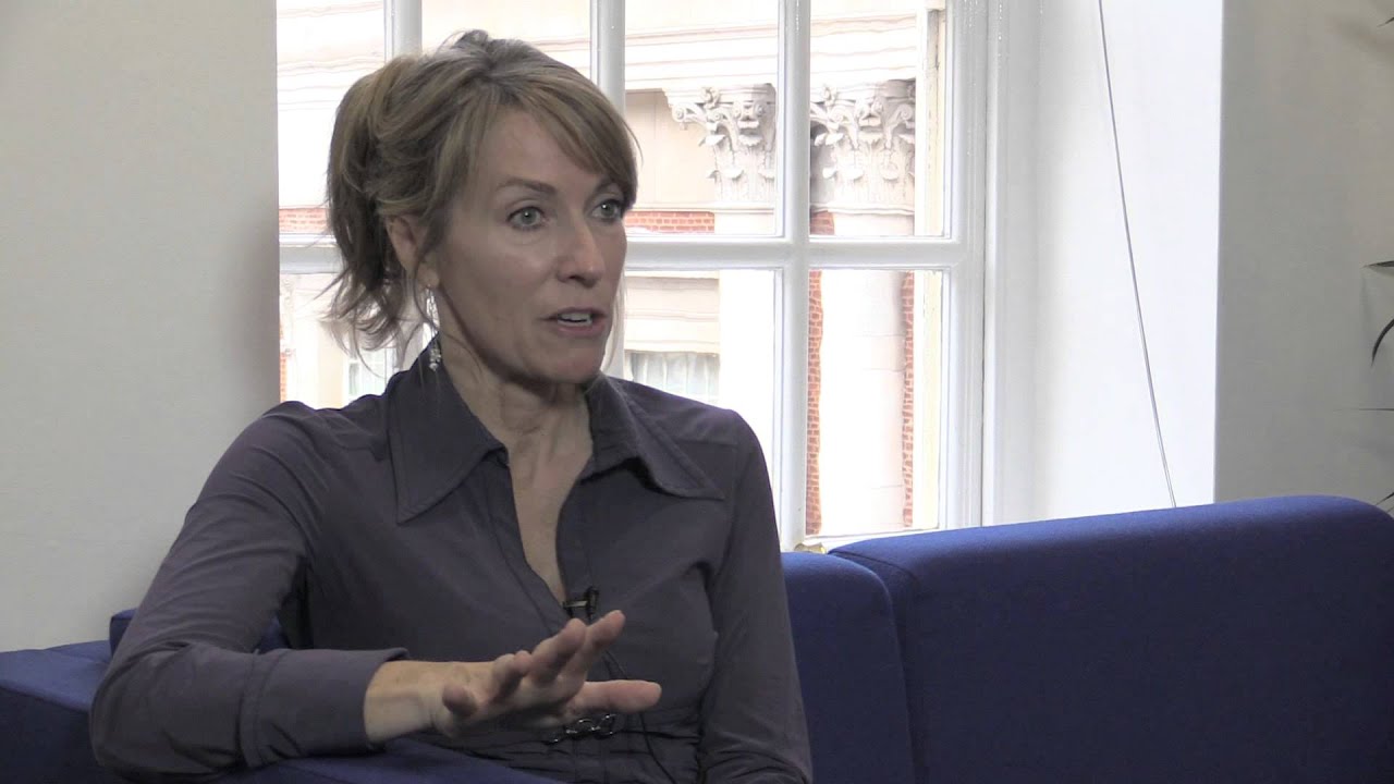 Juniors' voices - Renee Hoenderkamp - GP trainee - YouTube