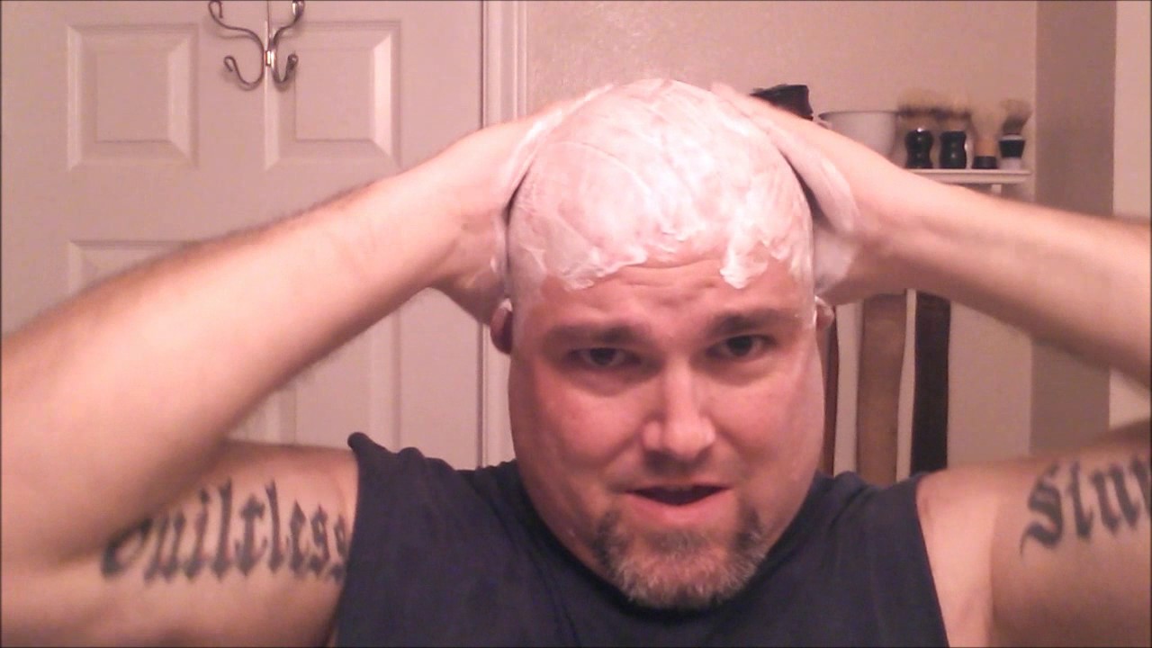 Shaving my head with the HeadBlade Classic - YouTube