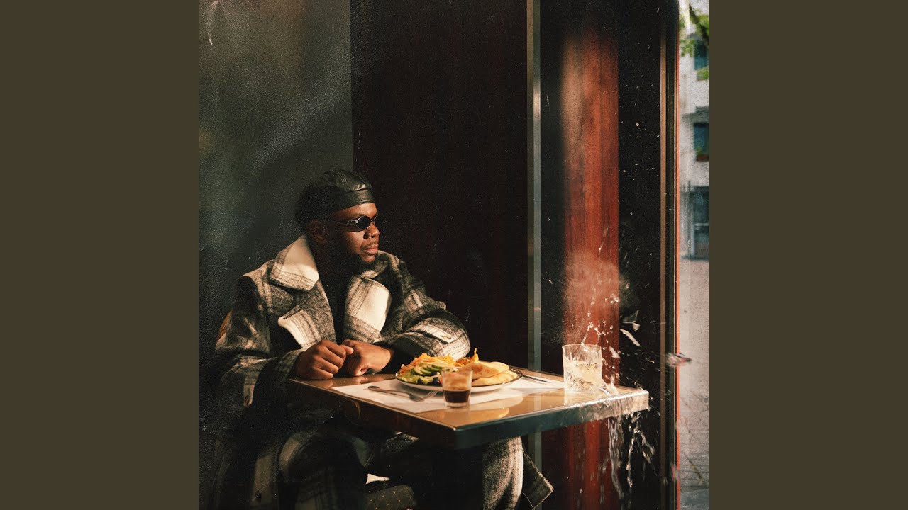 Mini moi (Extrait) - YouTube