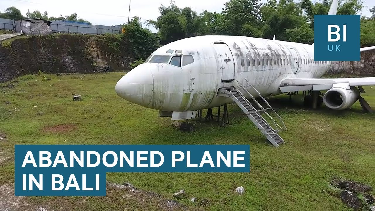Bali's mysterious abandoned plane that's now a tourist attraction - YouTube