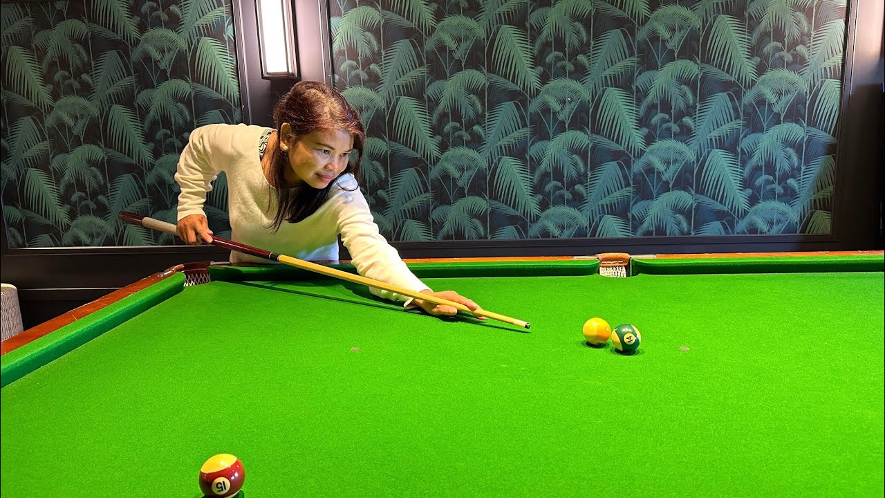 Billiard and swimming of the mothers - YouTube