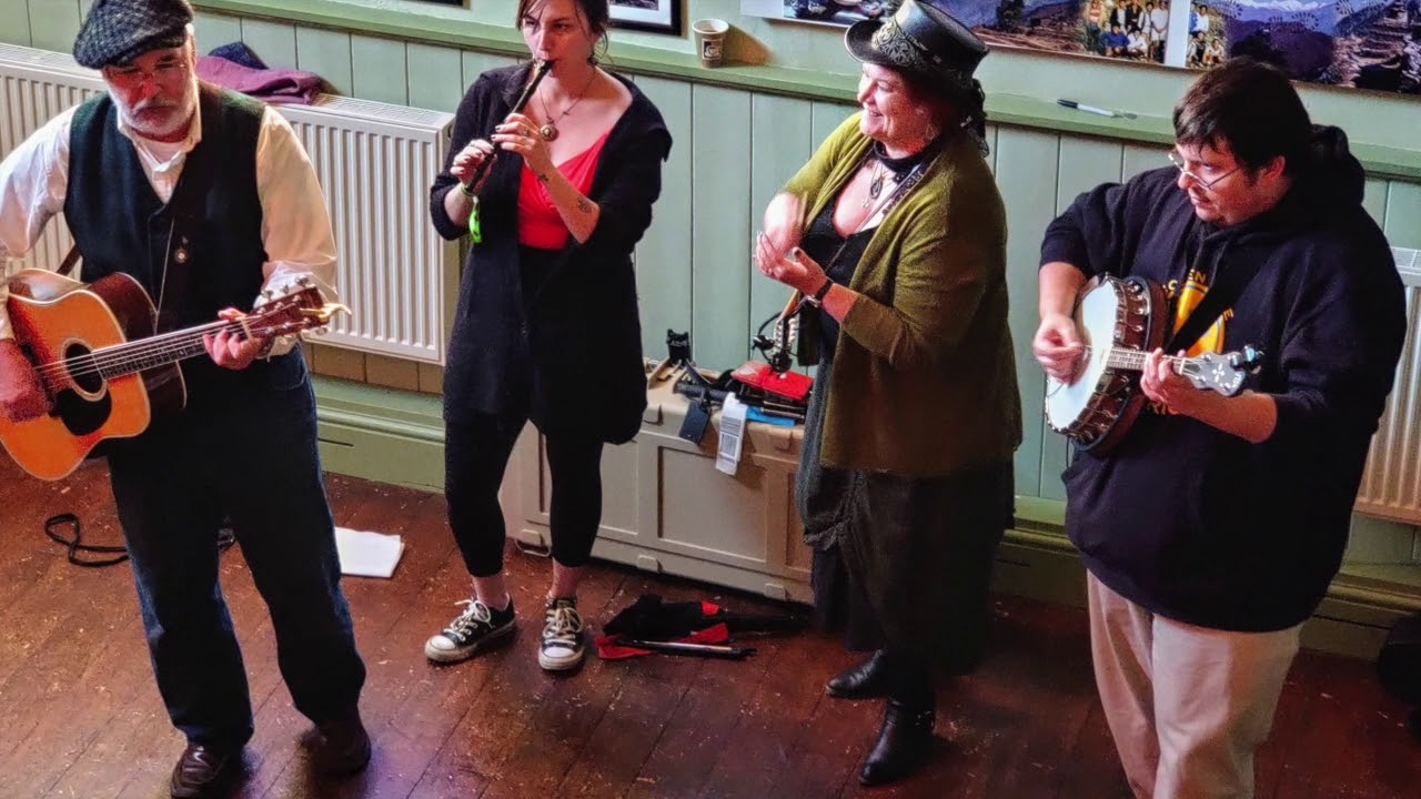 William Lee's Amazing Knitting Machine HD 720p - YouTube