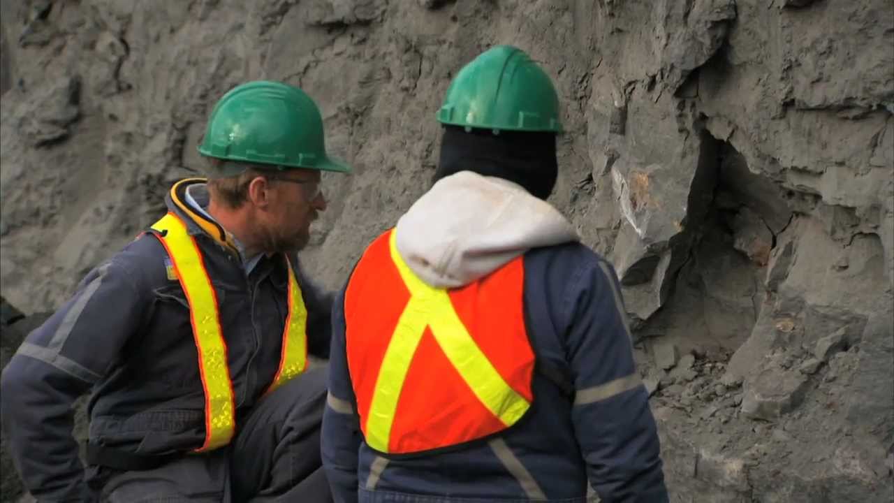 Suncor Ankylosaur: Find of the Millennium Mine (excerpt) - YouTube