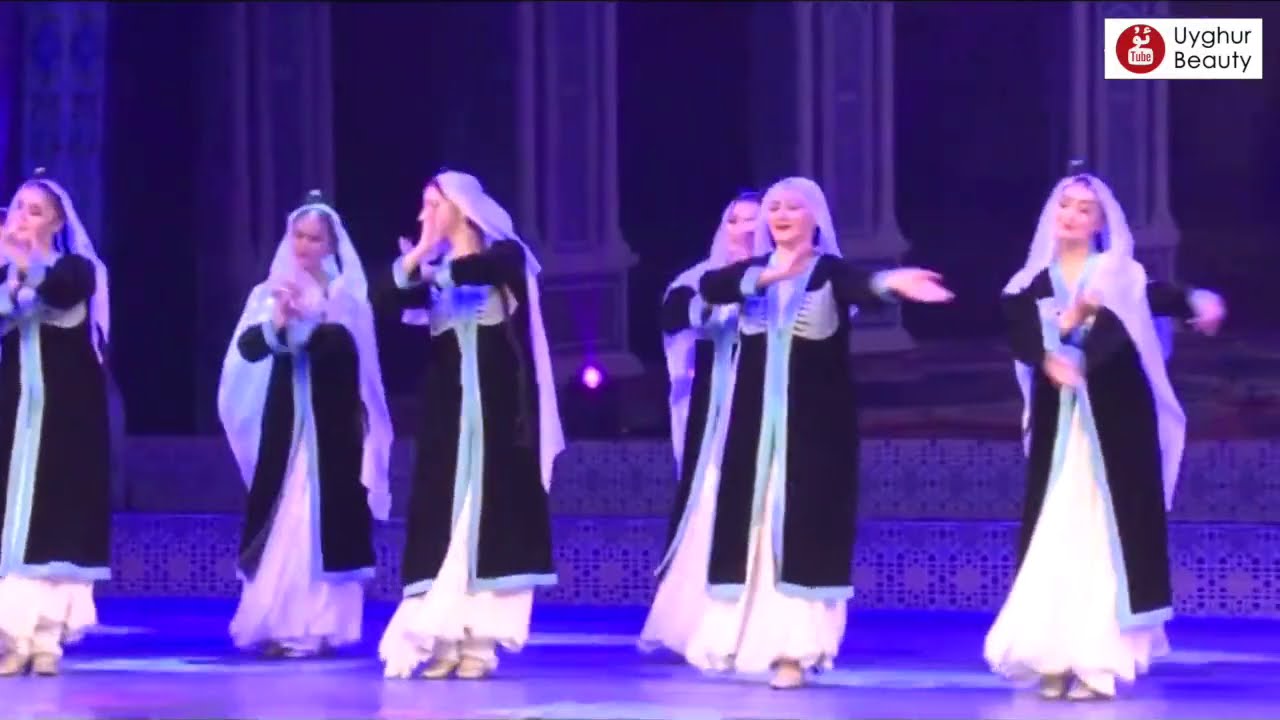 Uyghur Traditional Dance - Juda - YouTube