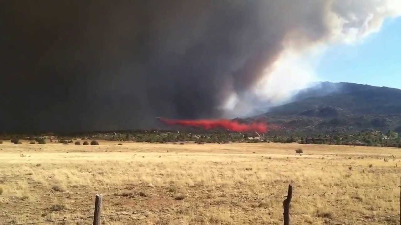 DC 10 air tanker on Doce fire, az - YouTube