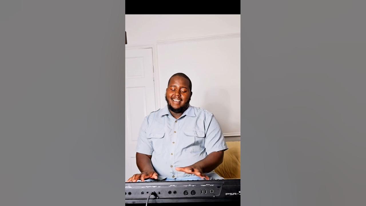 Charles Njuguna - Horeria kihuhukanio live by Dennis Ndegwa - YouTube