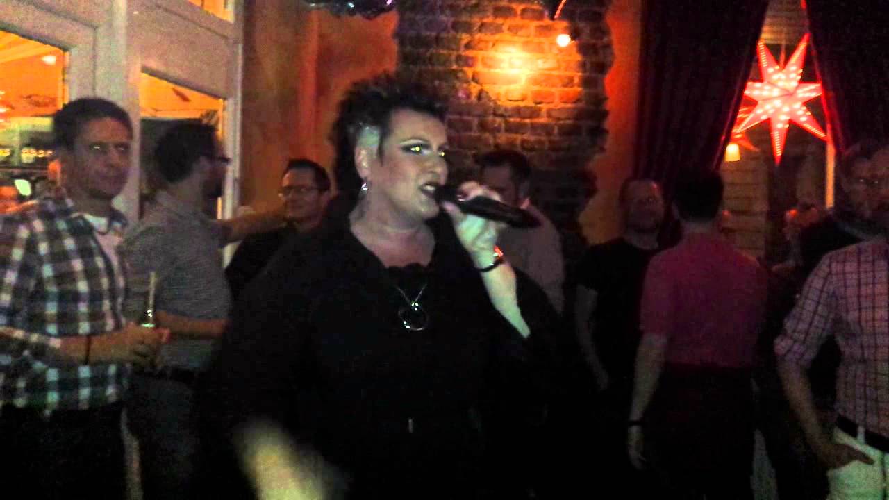 Womens World- Wanda Kay😊 - YouTube