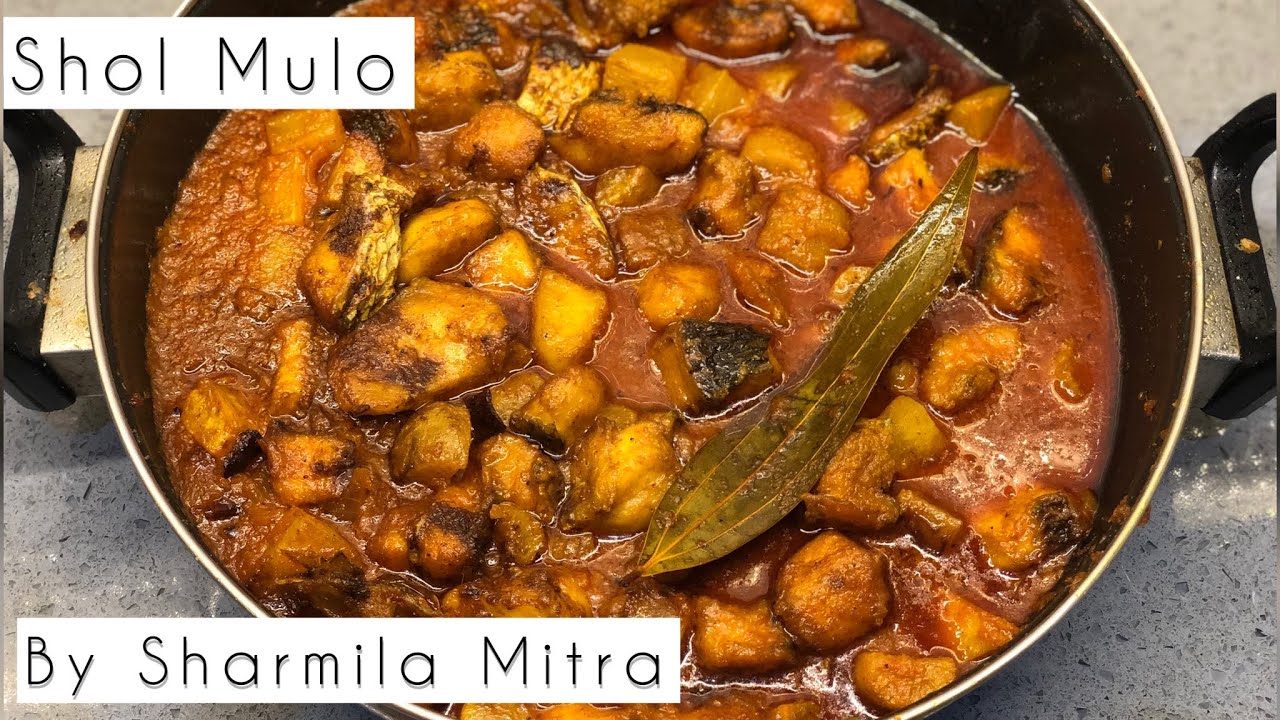 Shol Mulo Recipe | শোল মুলো | Shol Maach Mulo Diye | Walking Fish with ...