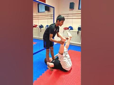 👫Two-Person Forward Roll Kids Fun Challenge🥳 #shorts #action #challenge #sports - YouTube