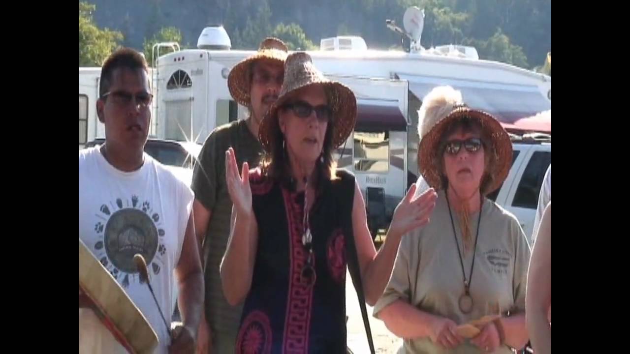 Potlatch Dinner Protocol - YouTube