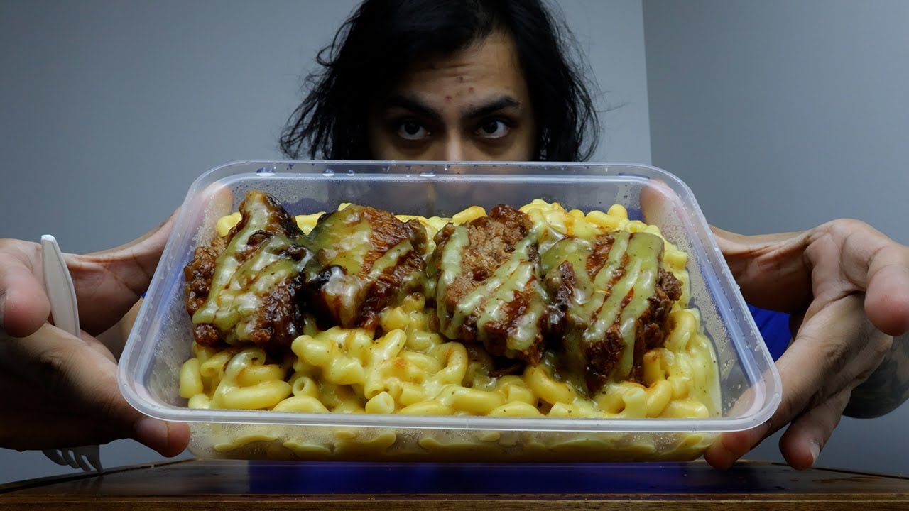 Mac & cheese with BRISKET has never tasted SO GOOD! Priscilla movie ...