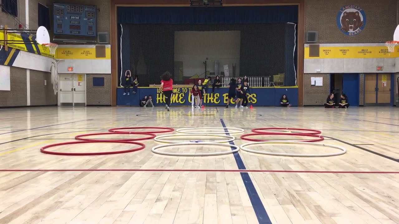 Tic tac toe relay! - YouTube