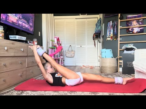 STRETCH DRILLS!#cheerleader #cheer #cheerleading #stretching #stretch #cheerleadingstunts 