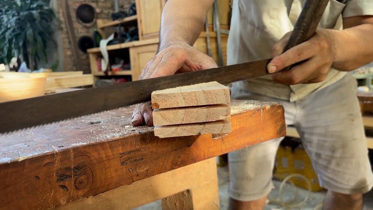 Look At The Young Man's Skill In Using Scrap Pallet Wood To Design A ...