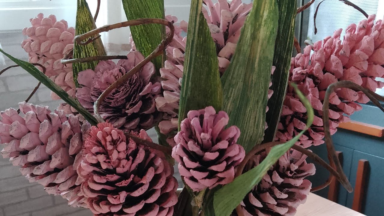 🛑 COMO FAZER FLORES DE PINHA/ PASSO A PASSO - YouTube