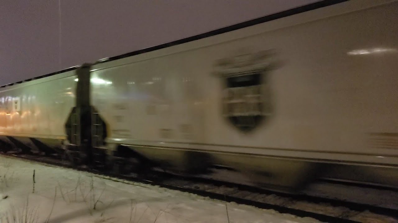 NIGHT TRAINS Fast CN Freight at Dorval Westbound With Cool Grainers ...