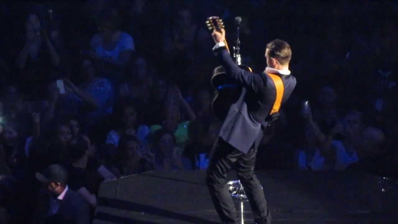Justin Timberlake - Toast, Heartbreak Hotel Elvis / The 20/20 ...