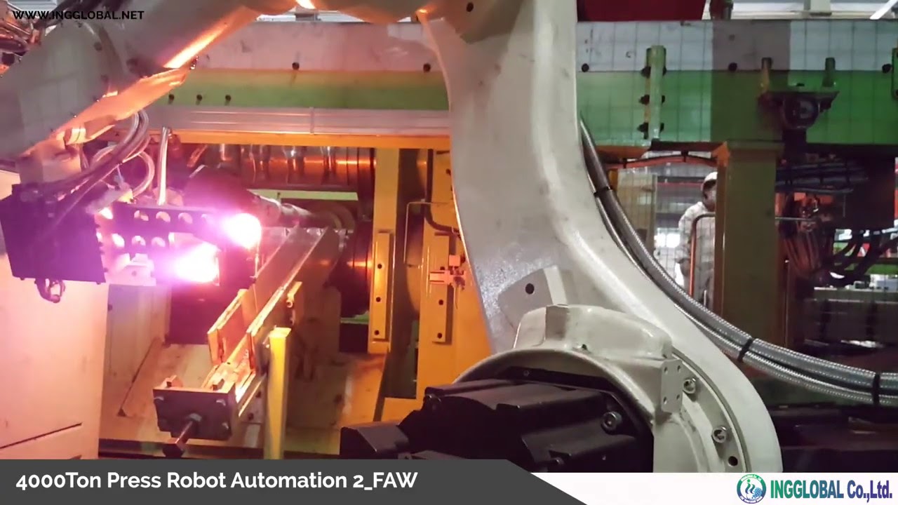 ROBOT HANDLING_4000Ton Press Robot Automation 2 FAW - YouTube
