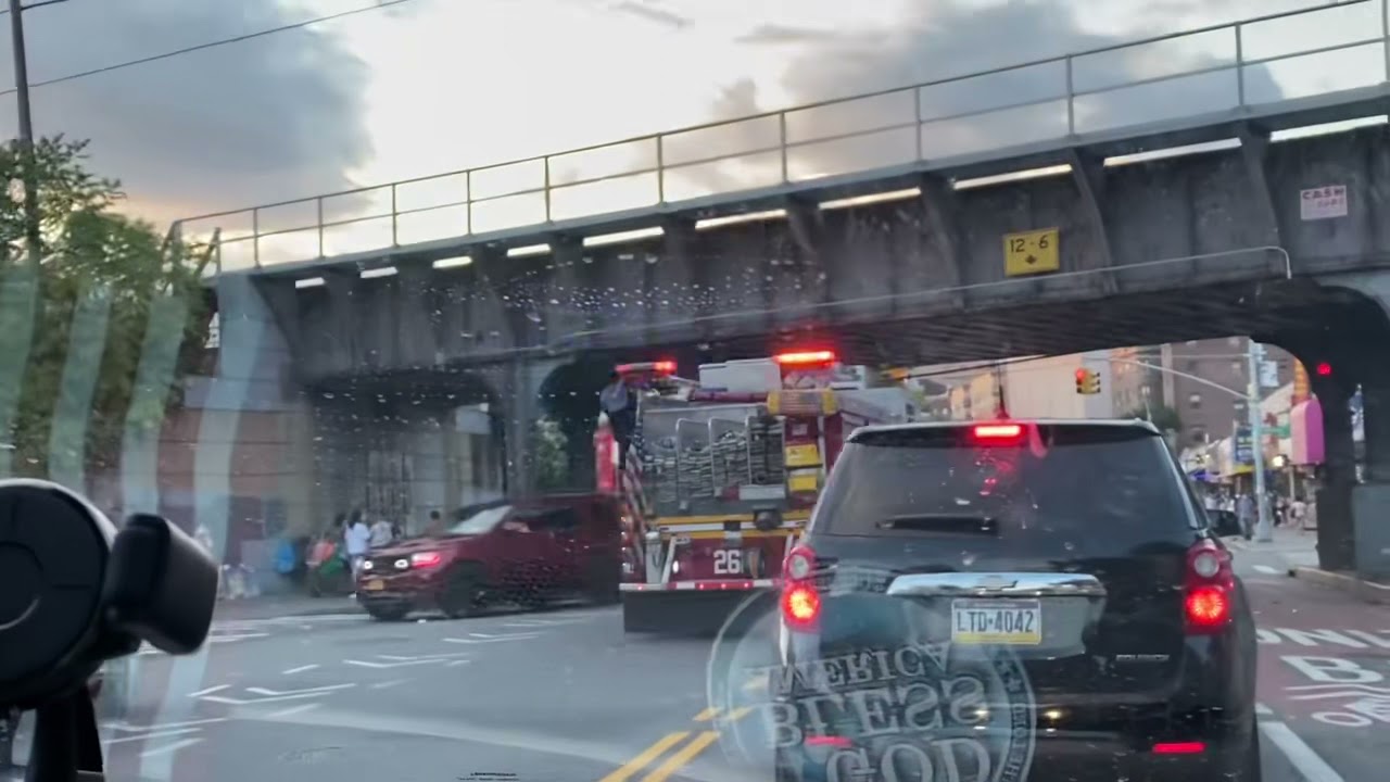 FDNY Engine 262 act. Engine 287 responding urgently in Elmhurst queens ...