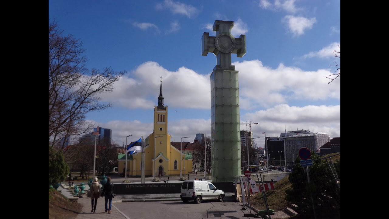 Statues in Tallinn - YouTube
