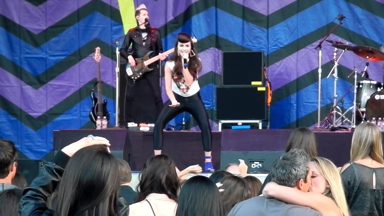 Karmin - Hello (San Diego) - YouTube