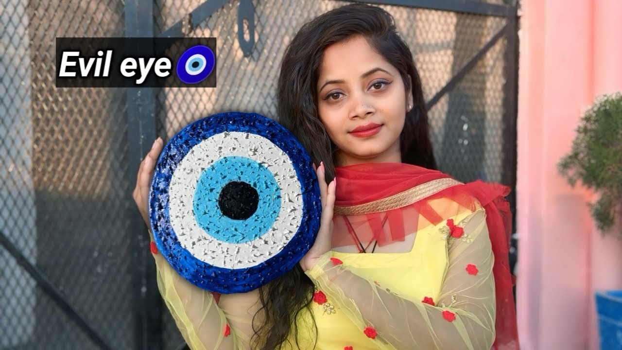 How to make evil eye🧿😇/easy steps/wall putty - YouTube