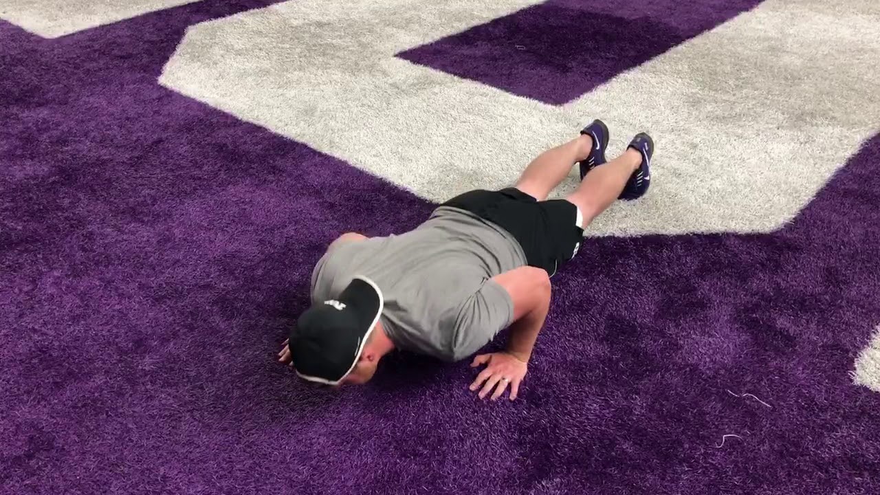 Staggard Push-Ups (Left/Right) - YouTube
