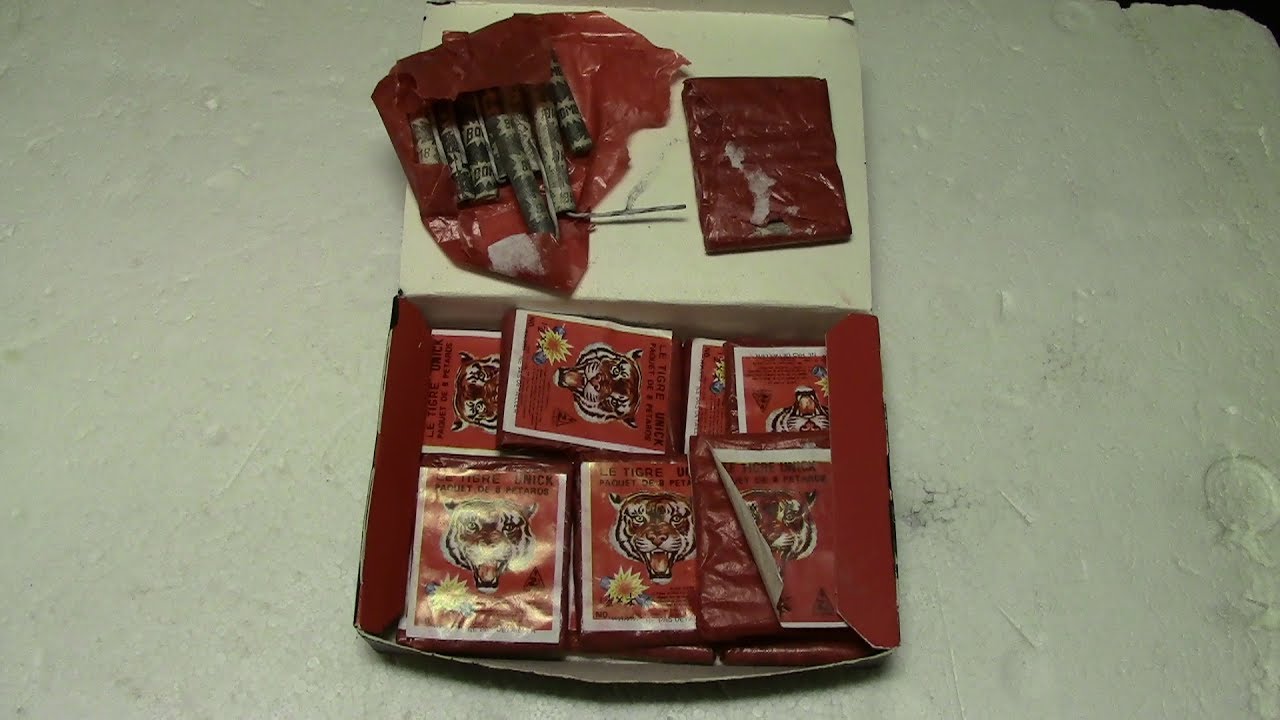 LE TIGER UNICK FIRECRACKER FROM 1989,,,,,,OLD FIREWORKS - YouTube