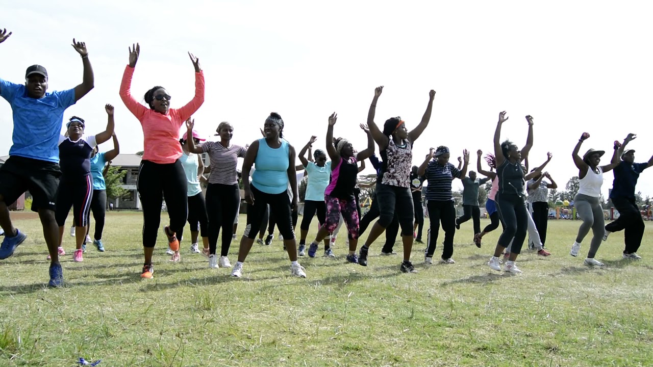 Insanity Dance Workout. - YouTube