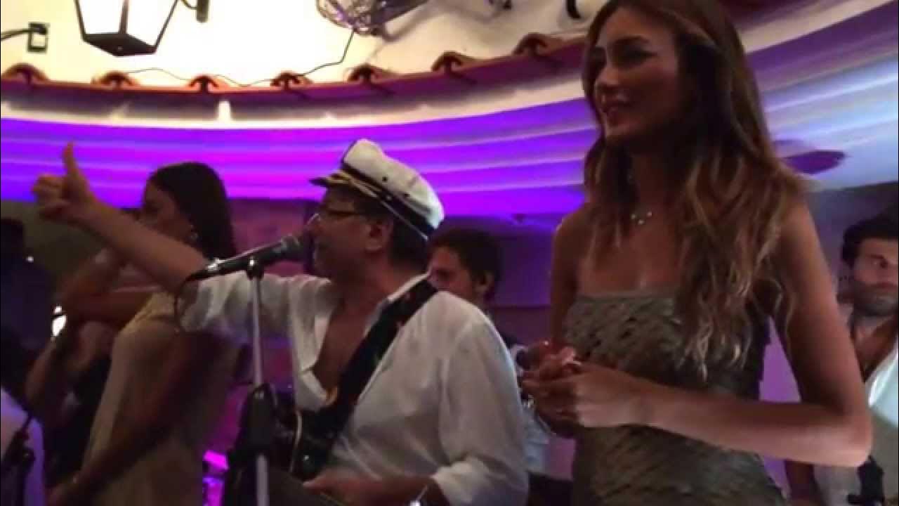 Vulesse chiava' con Guido Lembo all'Anema e Core Capri - YouTube