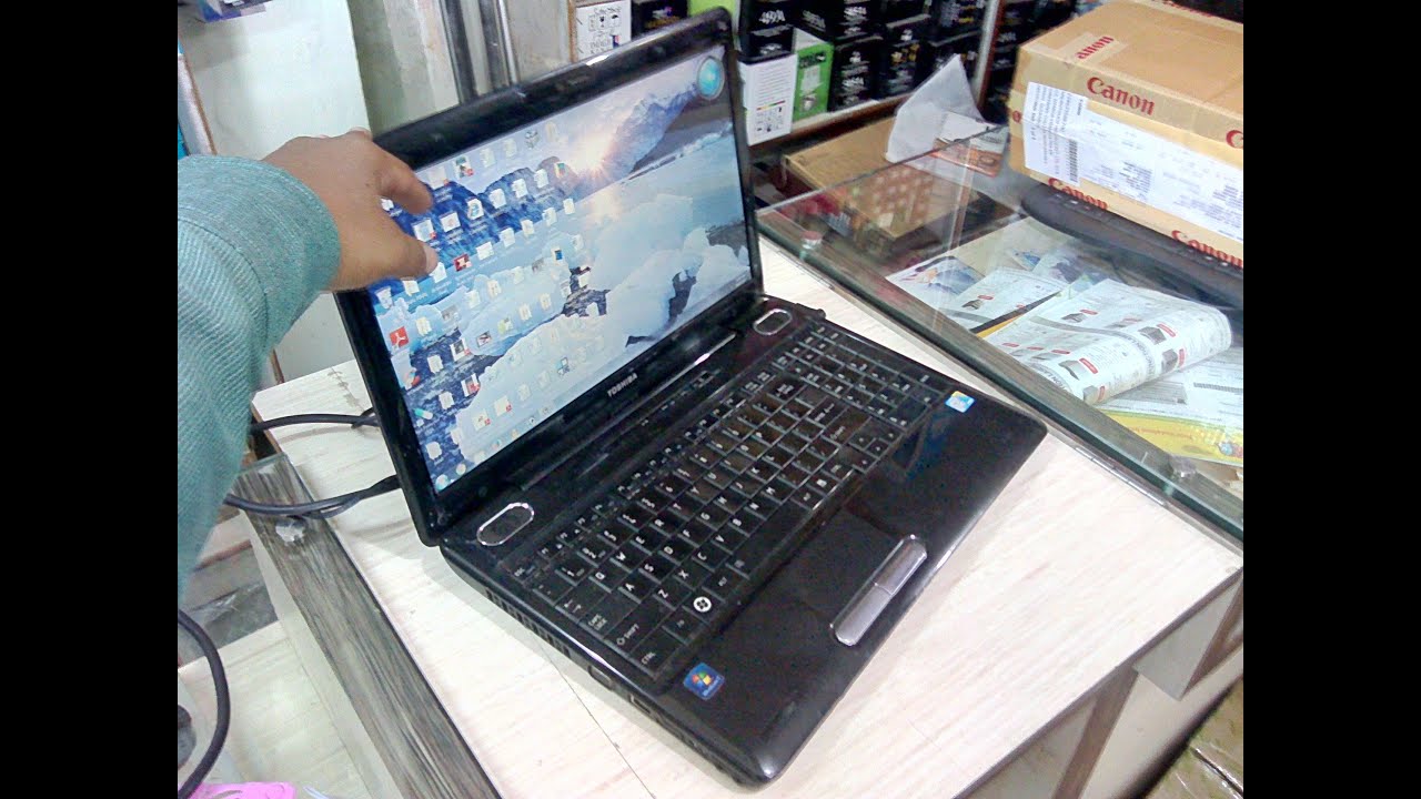 Toshiba Satellite L500 Laptop Hands On & Review - YouTube