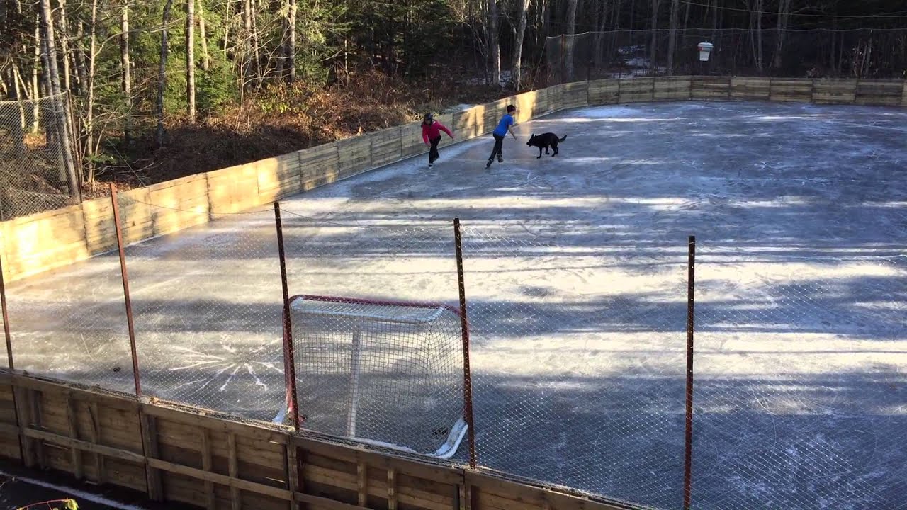 Backyard Hockey Rink - YouTube