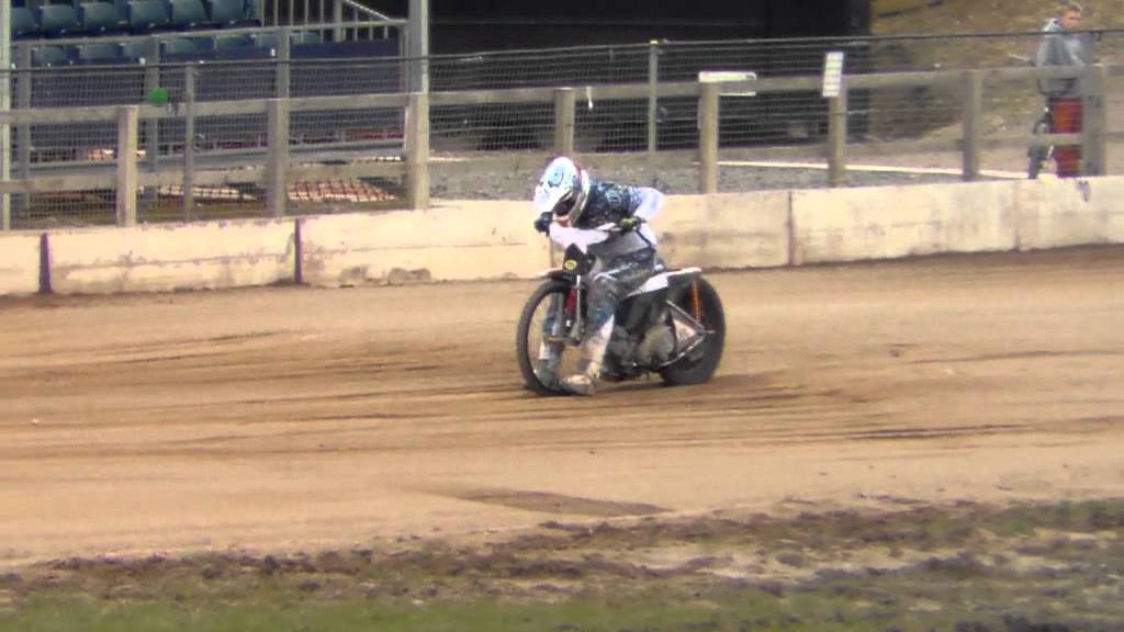 Lee Smart Speedway Leicester 3.3.13 - YouTube