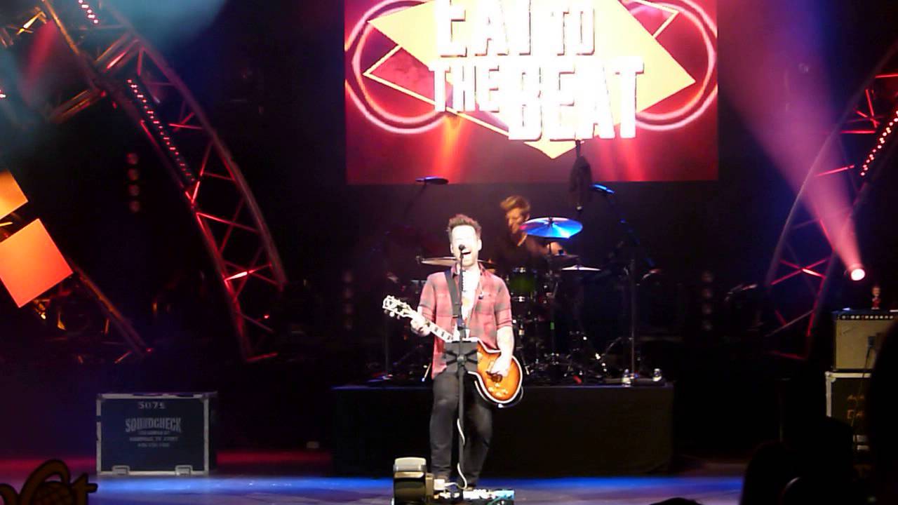 Separate Ways (Journey cover) - David Cook @ Epcot's Eat to the Beat ...