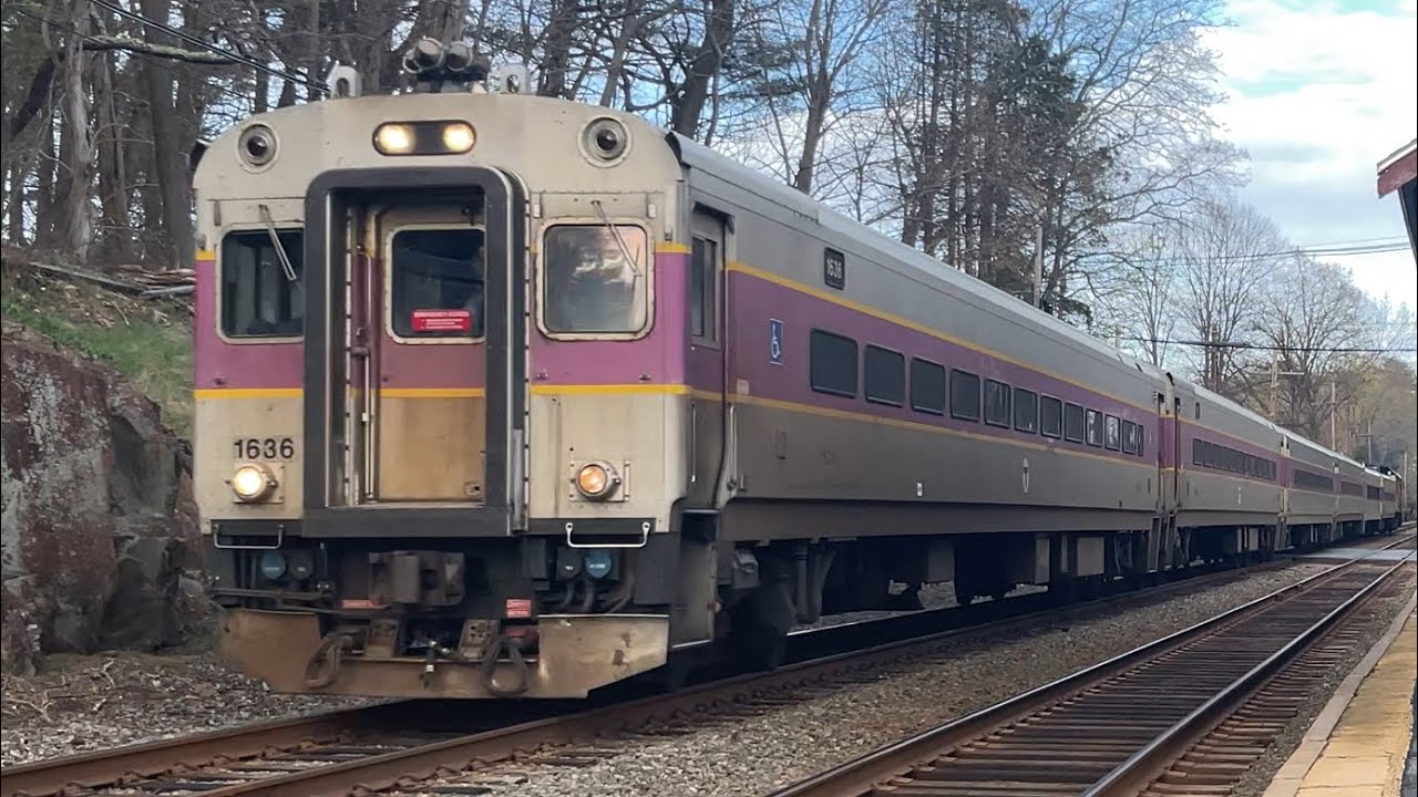 MBTA *Northside* F40PH-3C 1054 - CTC-1B Comet Cab 1636 Inbound for ...