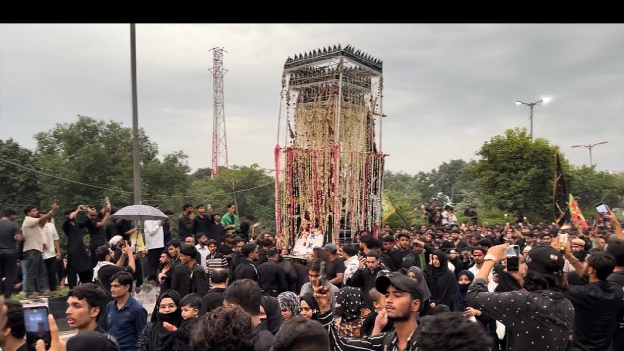 Kaala taaziya aakhiri salaami ( black taaziya salaami) jama masjid to ...