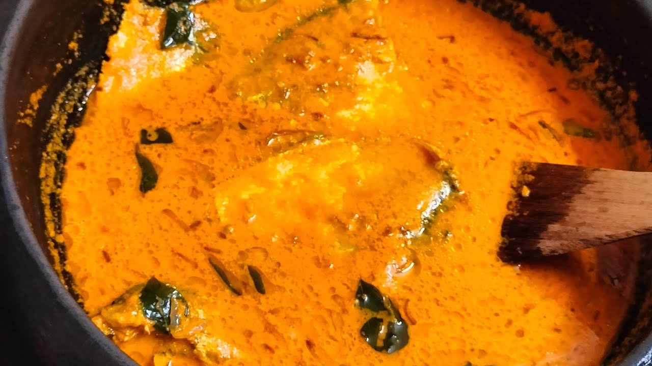 Kannadi mullan fish curry | Tasty Avoli mullan fish curry | Simple fish ...