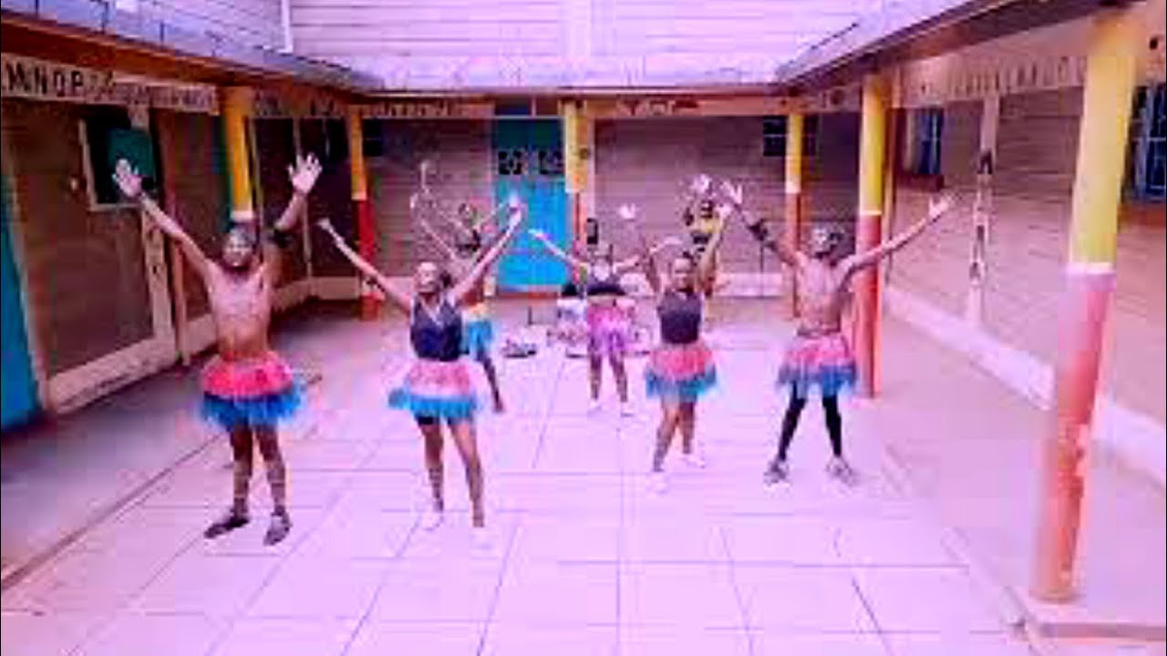 Owallo Dance Orutu ( part 2 culture ) Sisal Costume - YouTube