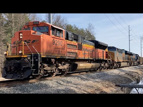 C800-7 with BNSF #9290, CSX #3289, CSX #3209, and BNSF #9347 - YouTube