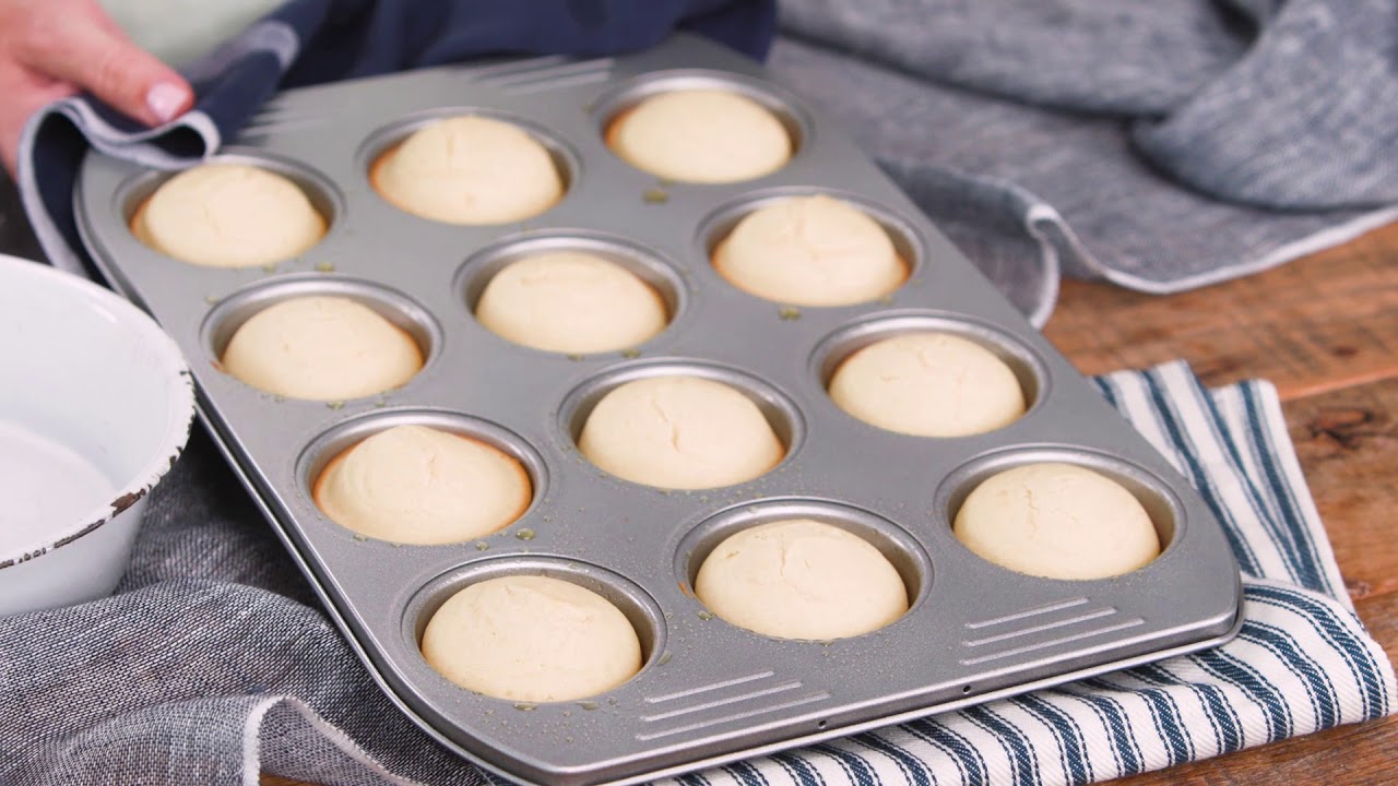 Spoon Rolls | Southern Living - YouTube