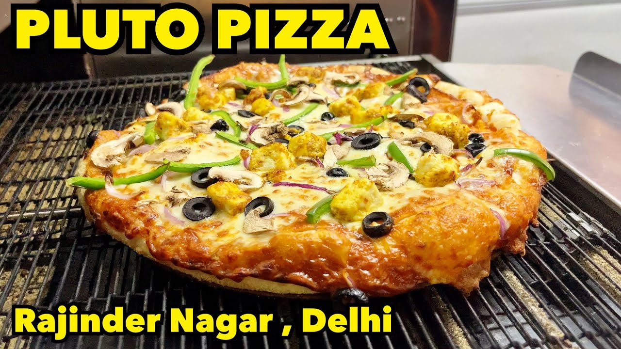 Pluto Pizza, Rajinder Nagar, Delhi #pizza #garlicbread #bundelaofficial - YouTube