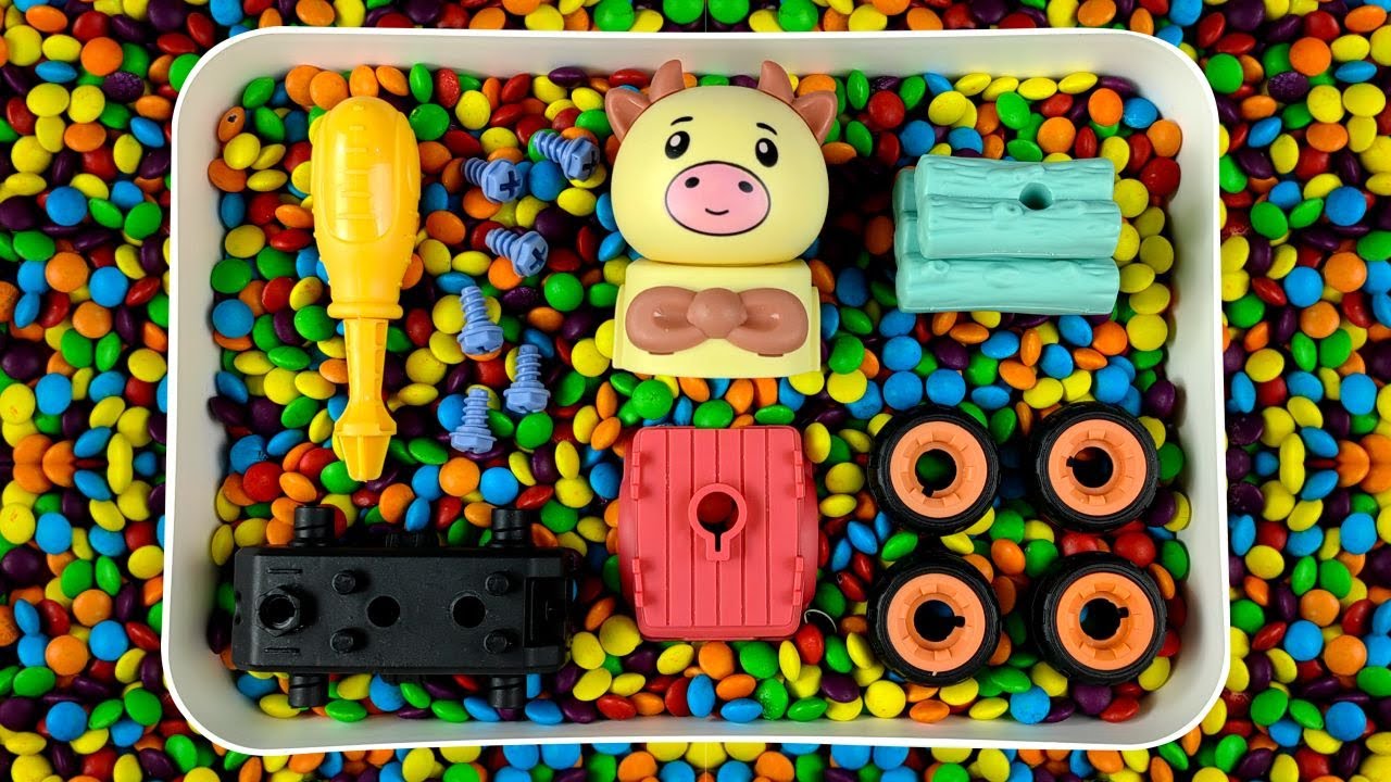 COW WOOD TRUCK and RAINBOW CANDY [Fun Assembly & Play] - YouTube
