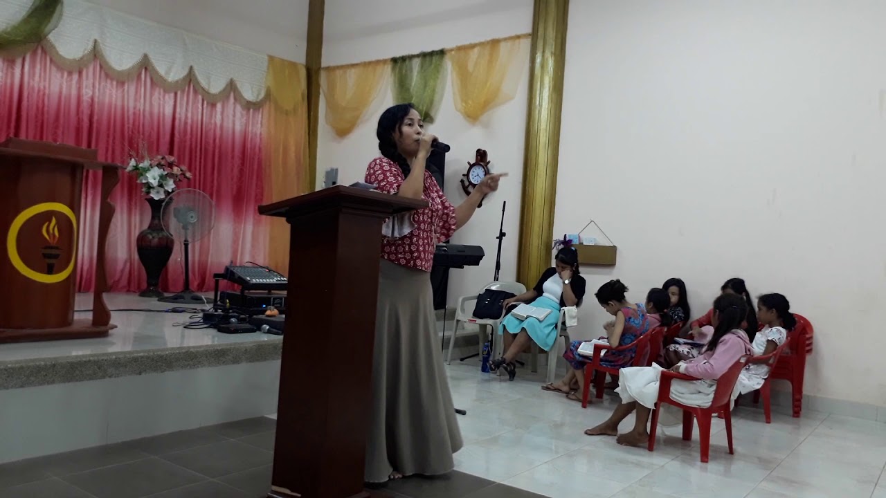 SALMISTA Y EVANG. JESSICA MONCADA - YouTube