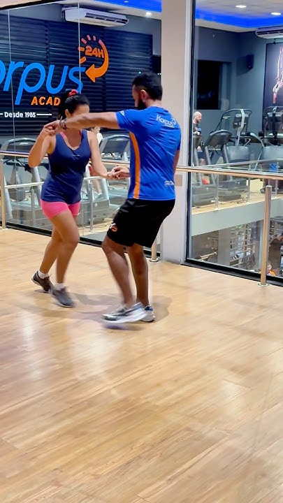 Zouk - passos básicos - YouTube