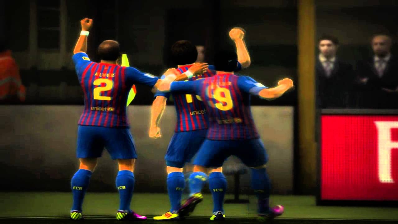 PES 2012- FreeKick - Messi GOAL HD - YouTube